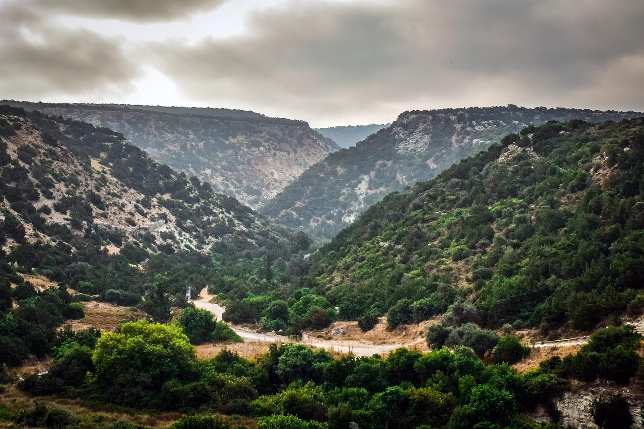Top Hiking Trails in Cyprus with Breathtaking Views – Cyprus Wonders